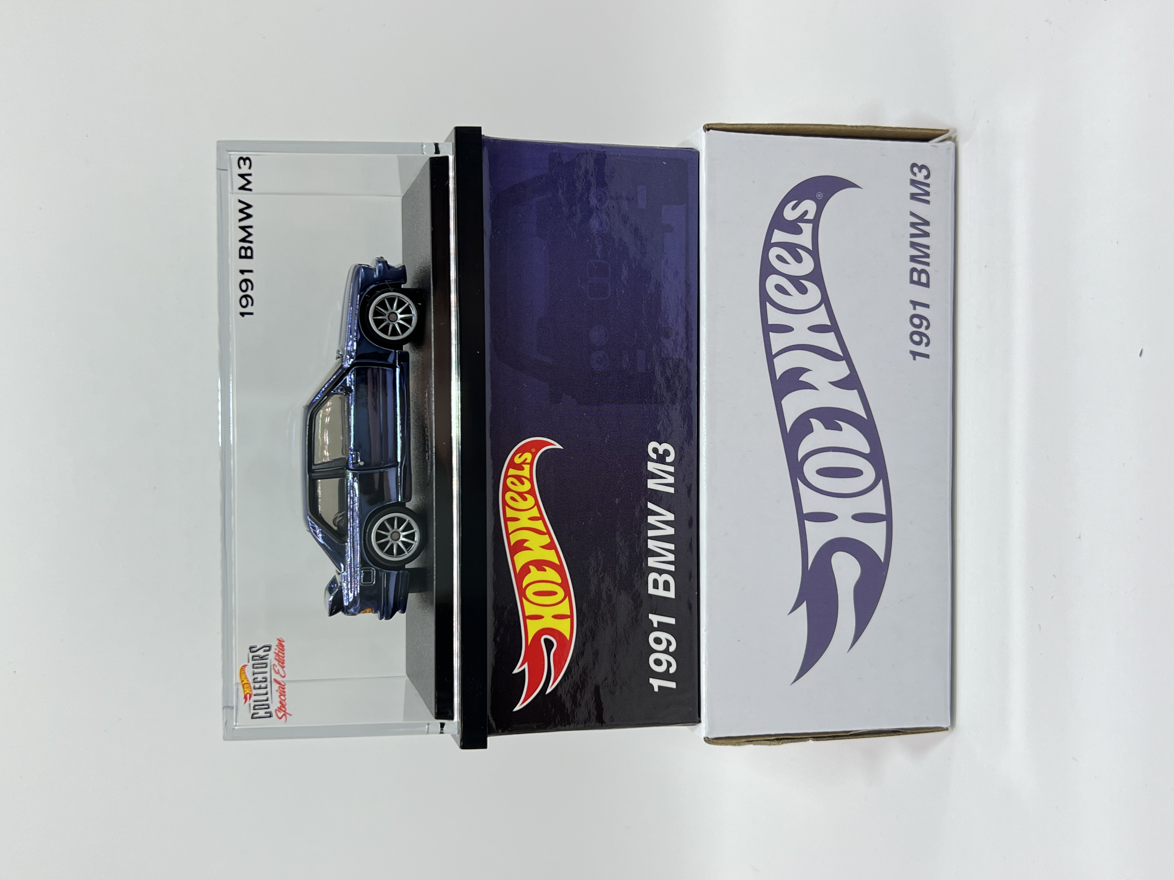 Hot Wheels RLC 1991 BMW M3 E30 Blue | HotCars64